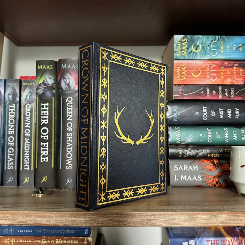 Crown of Midnight, A Throne of Glass Novel, Rebound Book - Etsy