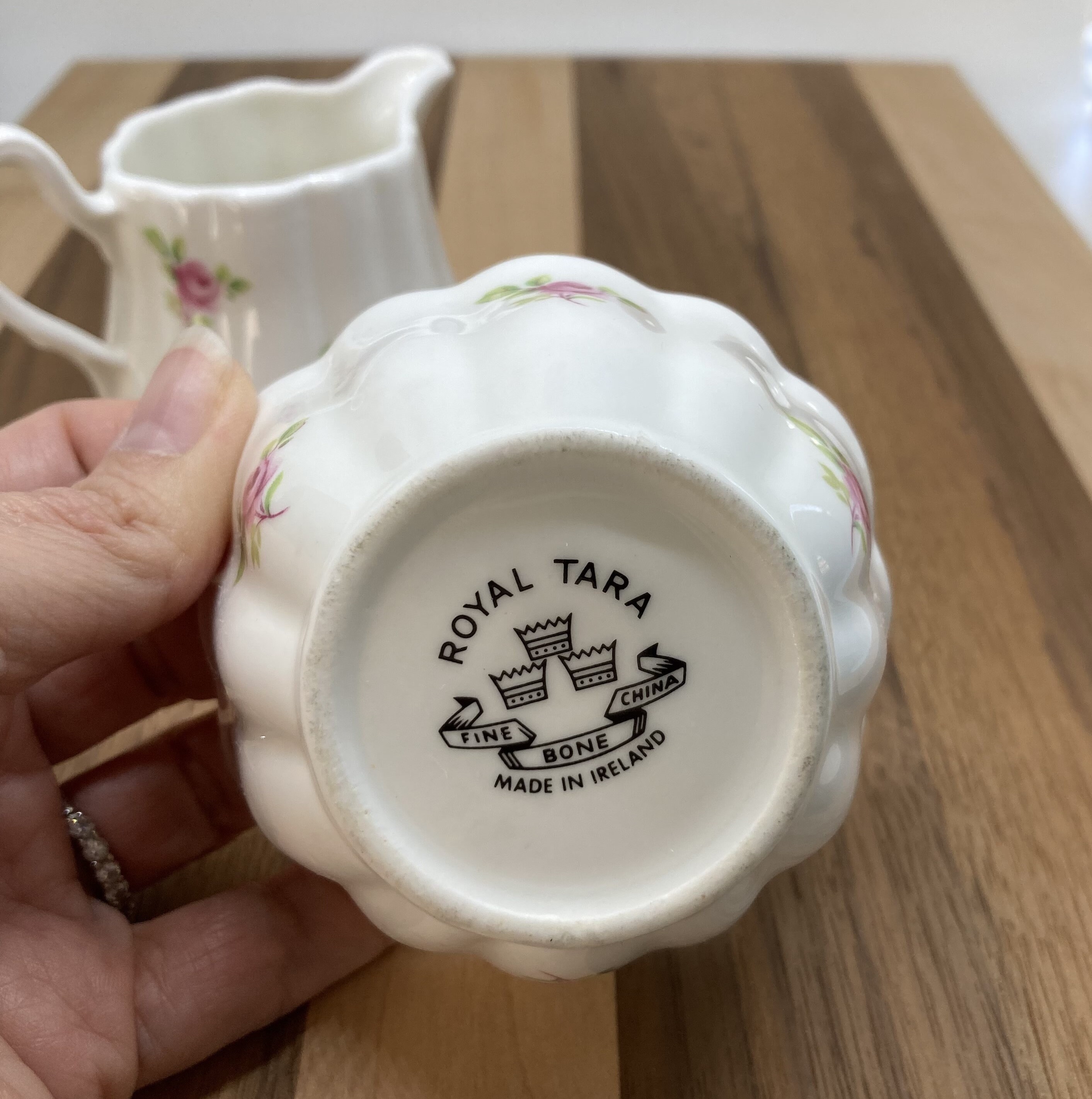 Vintage Royal Tara Sugar and Creamer Set, Open Sugar and Creamer ...