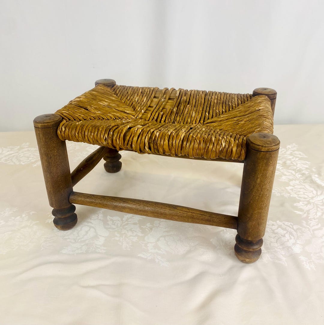 Primitive Woven Rush Footstool – Rustic Farmhouse Decorative Stool ...