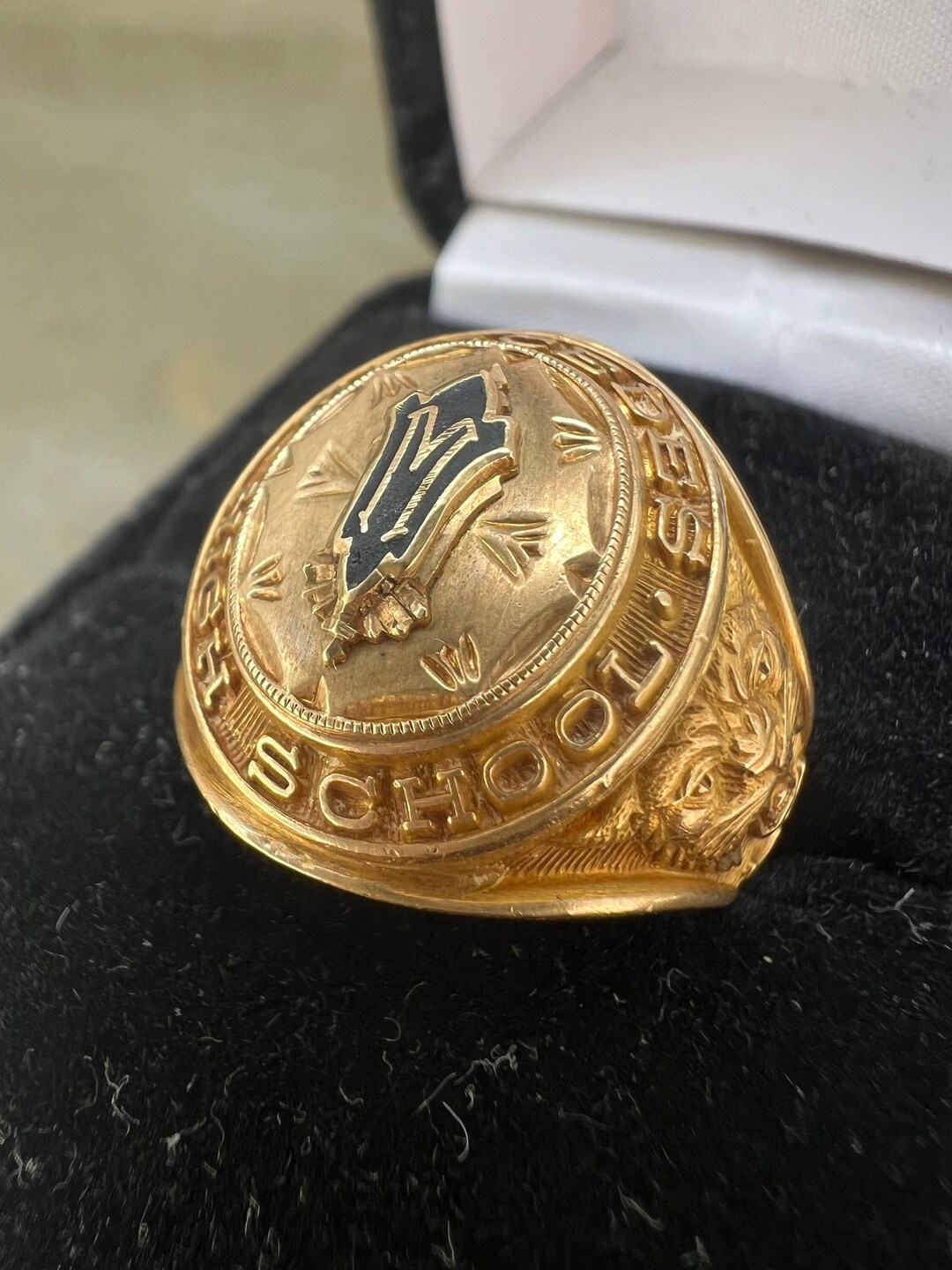 Rare Vintage 10K Class Ring - Etsy