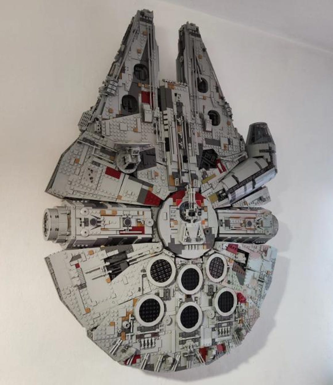 Wall Mount Display for Lego Millennium Falcon 75192 - Etsy