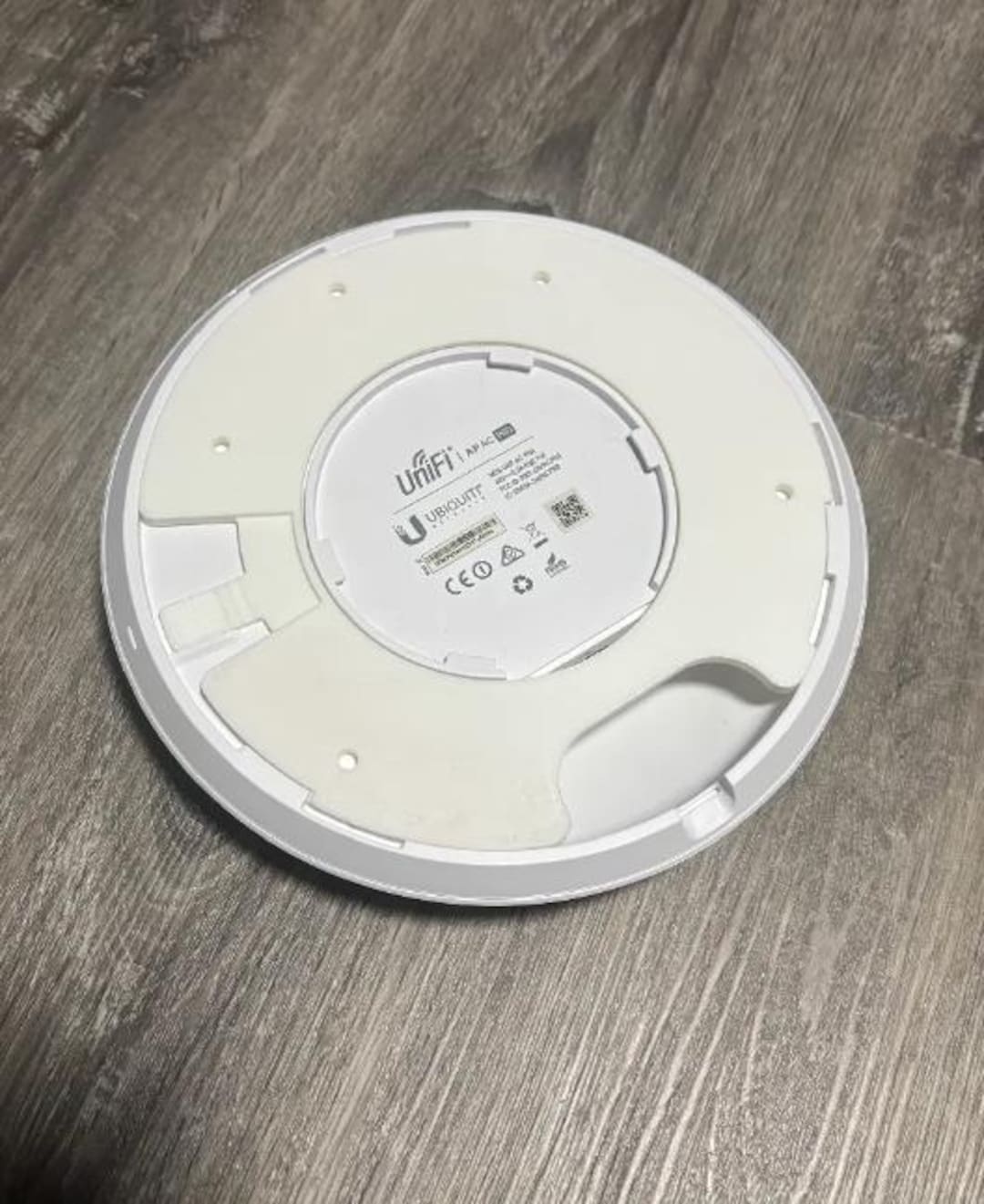 Ubiquiti U7, U6, and UAP-AC Wall Mount | U6 Pro, U6+ | U7 Pro, U7 ...