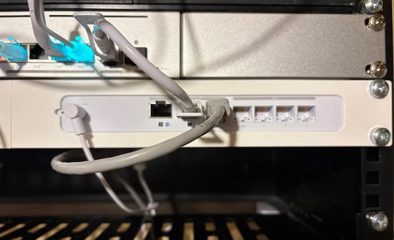 19" (1U) Rack Mount for Ucg-fiber and Uxg-fiber | Unifi Cloud Gateway ...