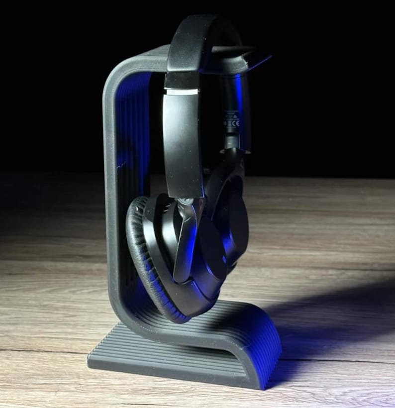 Modern 3D Printed Headphone Stand – Minimalist Desk Accessory for ...