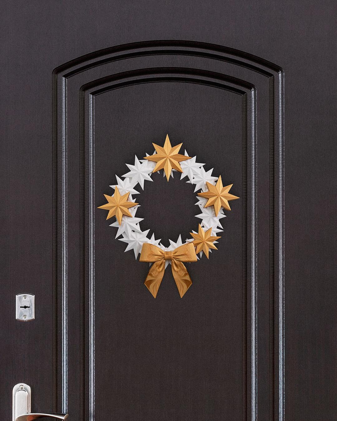 Sparkling Entry Star Wreath – Christmas Door Decor – Gold and White ...