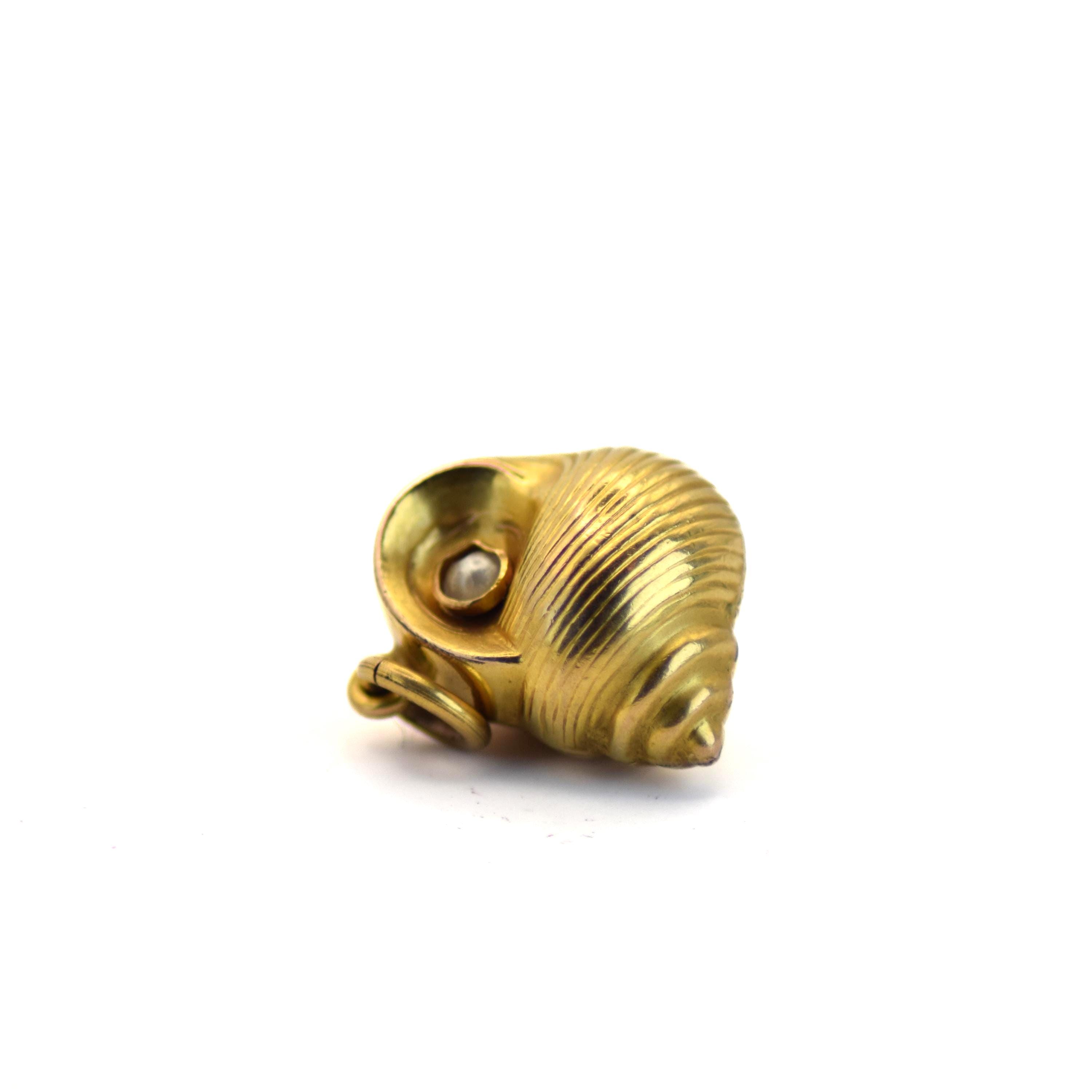 9k Gold Shell Charm - Etsy