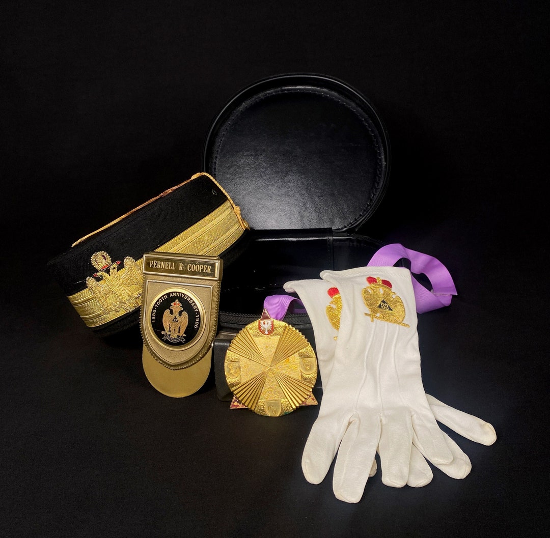 Vintage Masonic 33rd Degree Scottish Rite Crown Case - Etsy