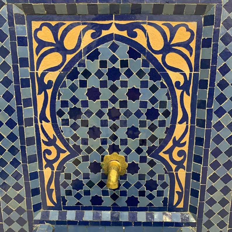 Royal Blue Fountains: Masterpieces of Moroccan Mosaic Art for Your ...