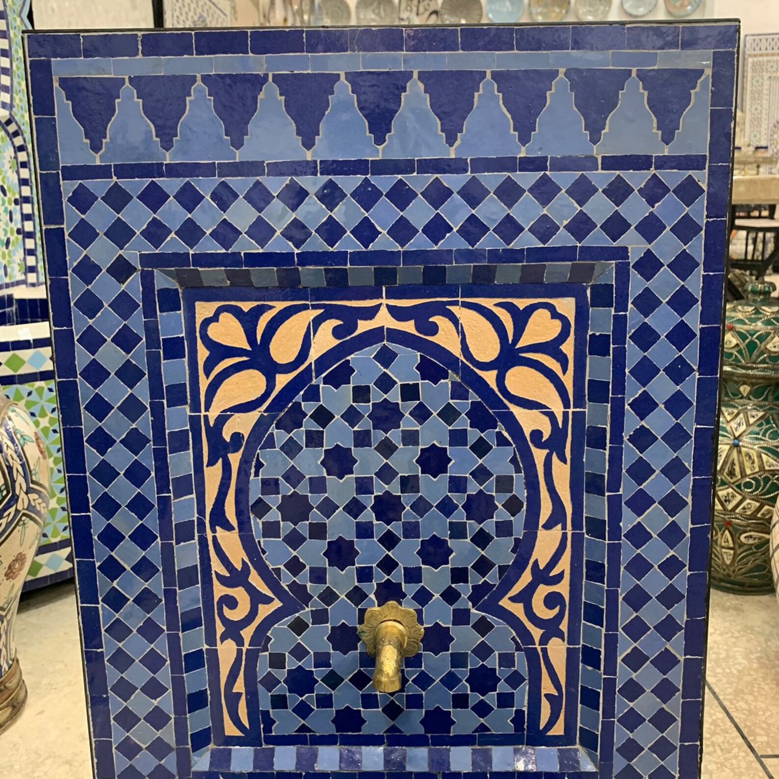 Royal Blue Fountains: Masterpieces of Moroccan Mosaic Art for Your ...