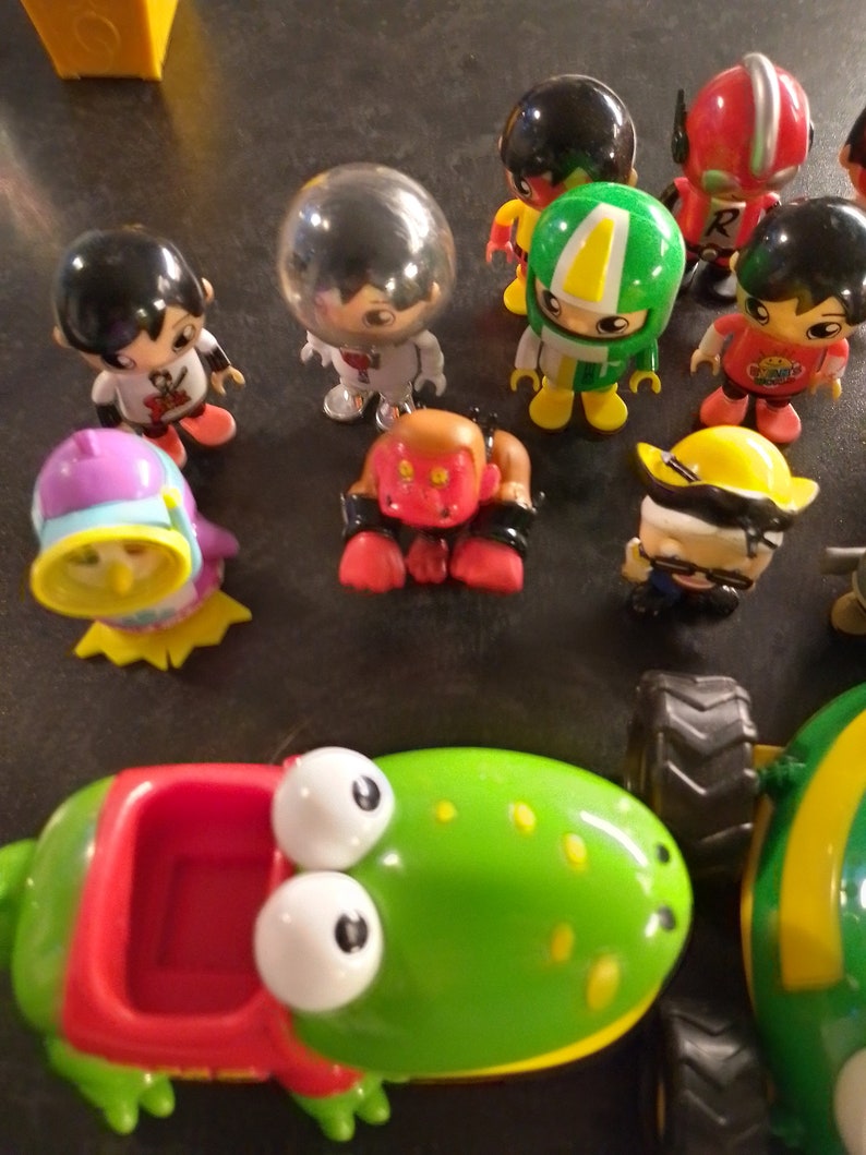 Ryan's World & FGTEEV Figures, 19 Mixed With 2 Vehicles - Etsy
