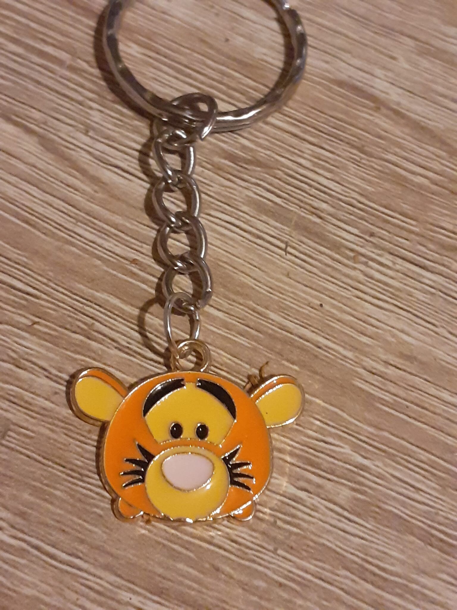 Handmade Winnie Pooh Piglet Tigger Eeyore Silver Tone Keying Key Chain ...