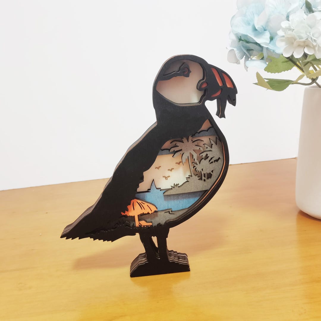 Custom Red Seabird Wooden Desk Decor - Handcrafted Wooden Bird Figurine ...