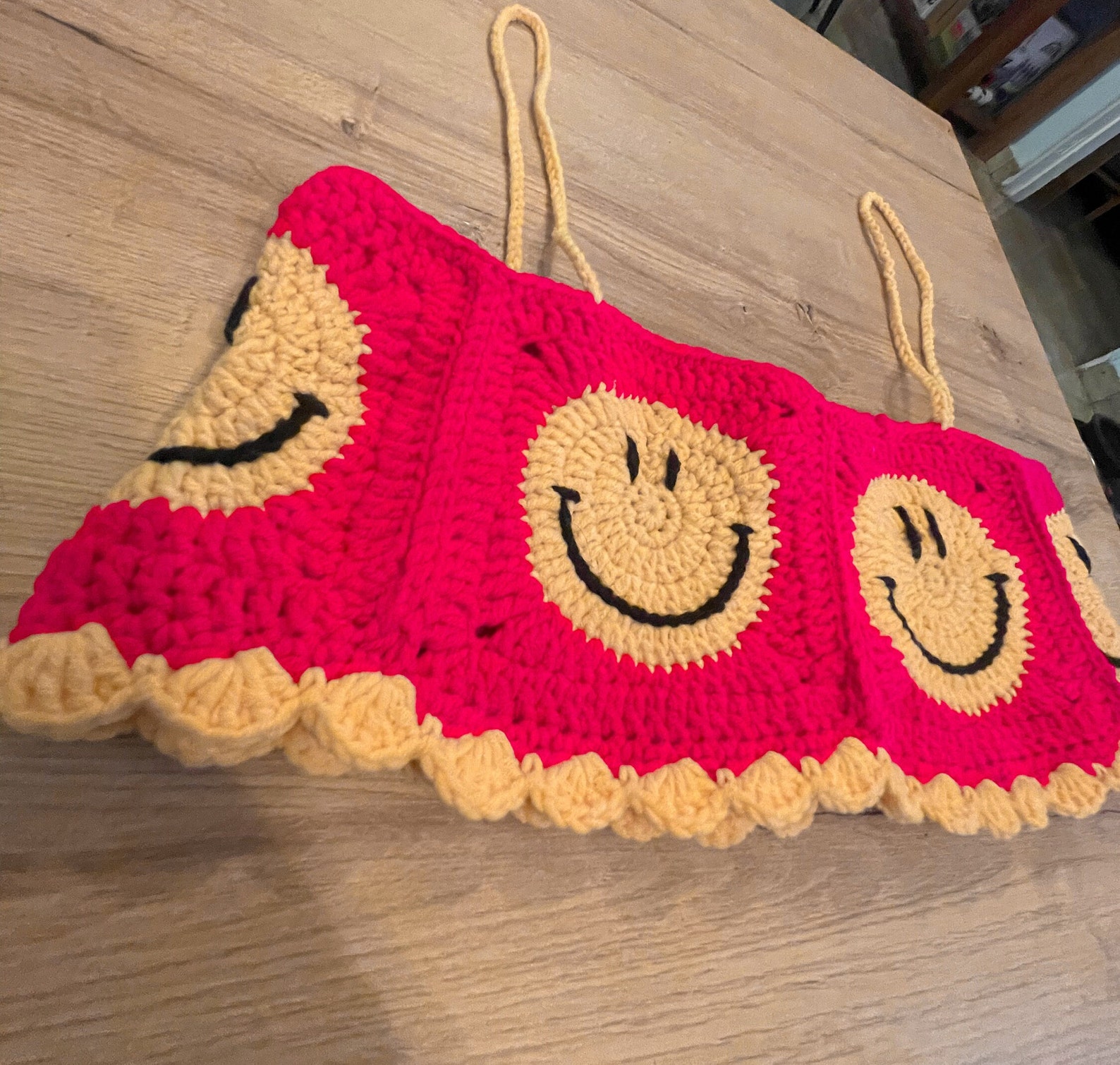 Smiley Face Crop Top Pattern - Happy Face Top Crochet Pattern - Etsy UK