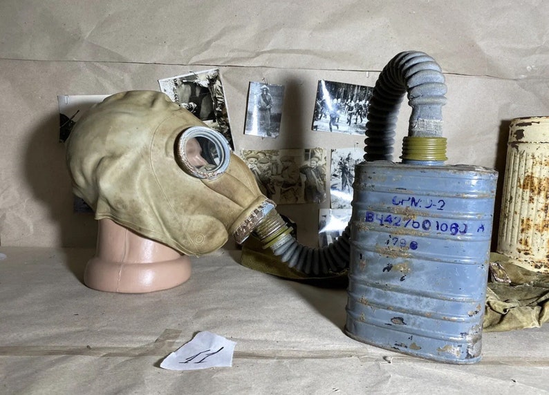 Protection Gas Mask SHM-41 1952 Filter Cp-mo-2 Soviet Vintage USSR Red ...