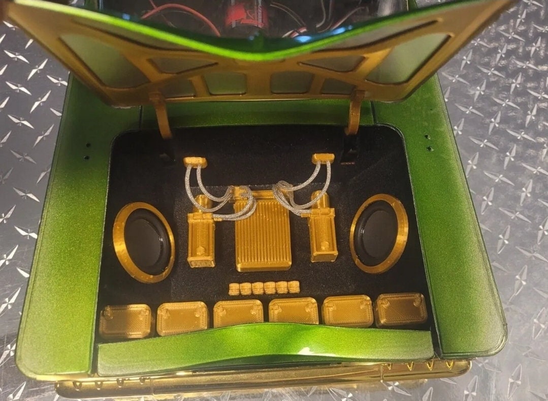 Sac City Beats RC Scale Bluetooth Speaker Trunk Kit for Redcat ...