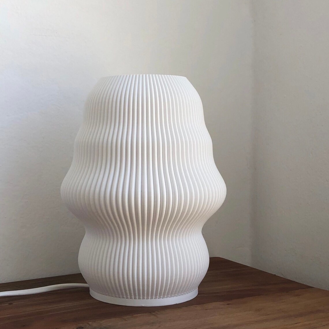 Wavy Table Lamp, Modern Squiggle Boho Bedside Lamp, Unique Aesthetic ...