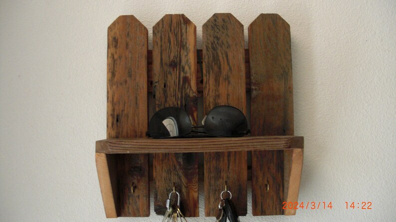 Picket Fence Entryway Key Holder Key Chain Holder Wall Shelf Phone ...