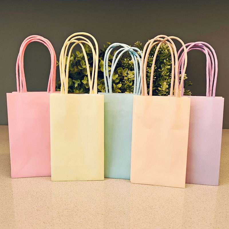 Small Gifts - 60+ Gift Ideas for 2025