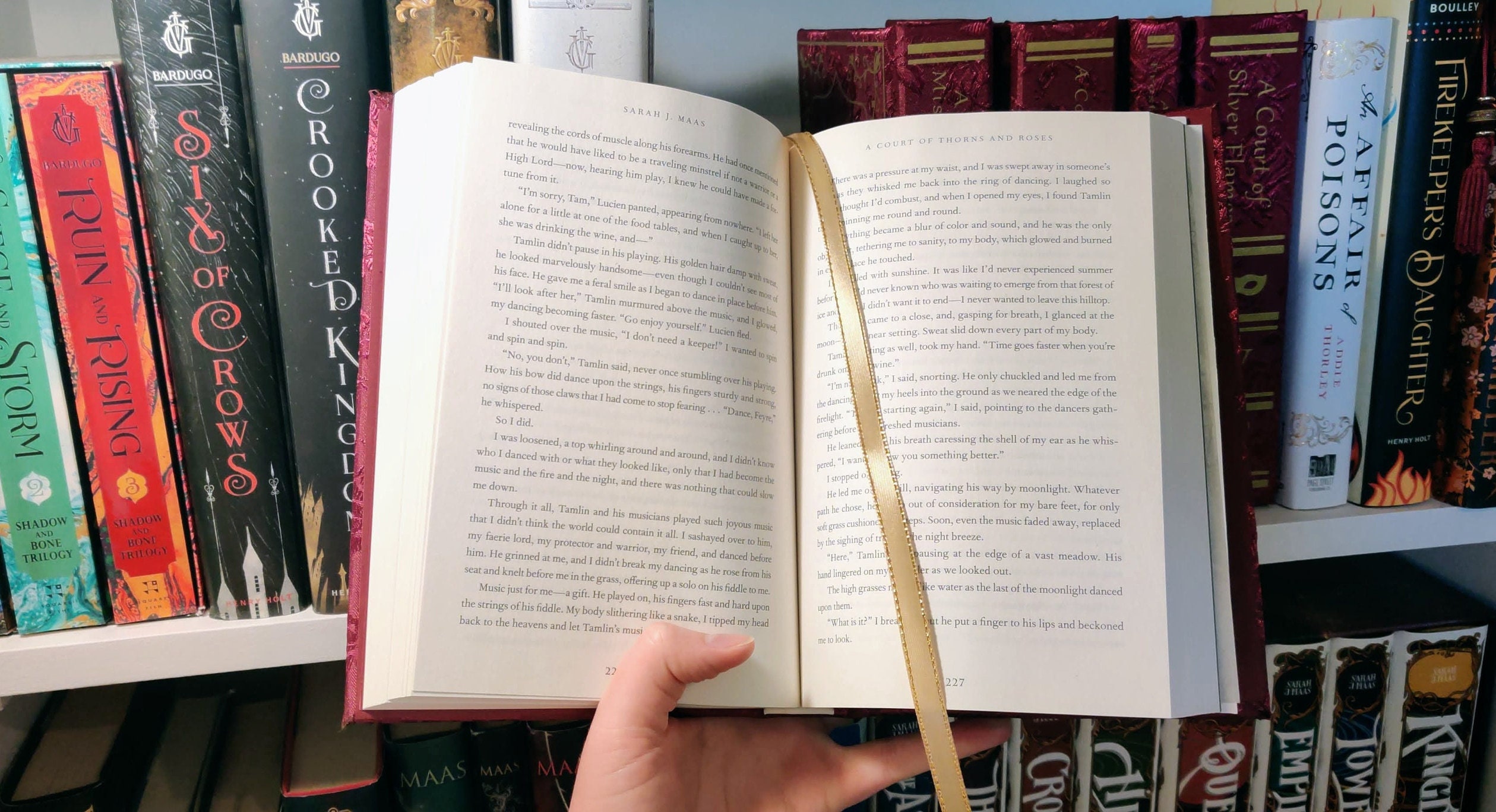ACOTAR Book One: A Court of Thorns and Roses Special Edition Rebound ...