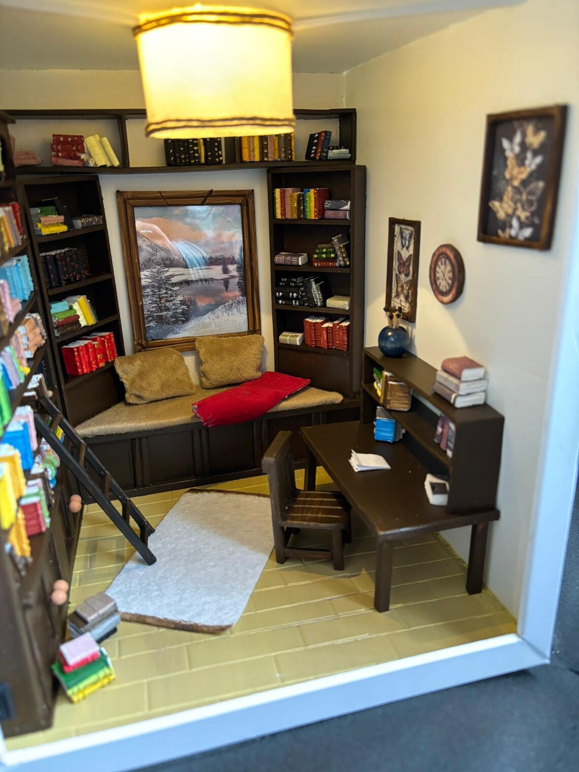 Diorama Miniature Room Bookcase Book Nook - Etsy UK