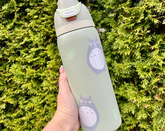 Totoro Owala 32oz Green Water Bottle, Studio Ghibli My Neighbor Totoro ...