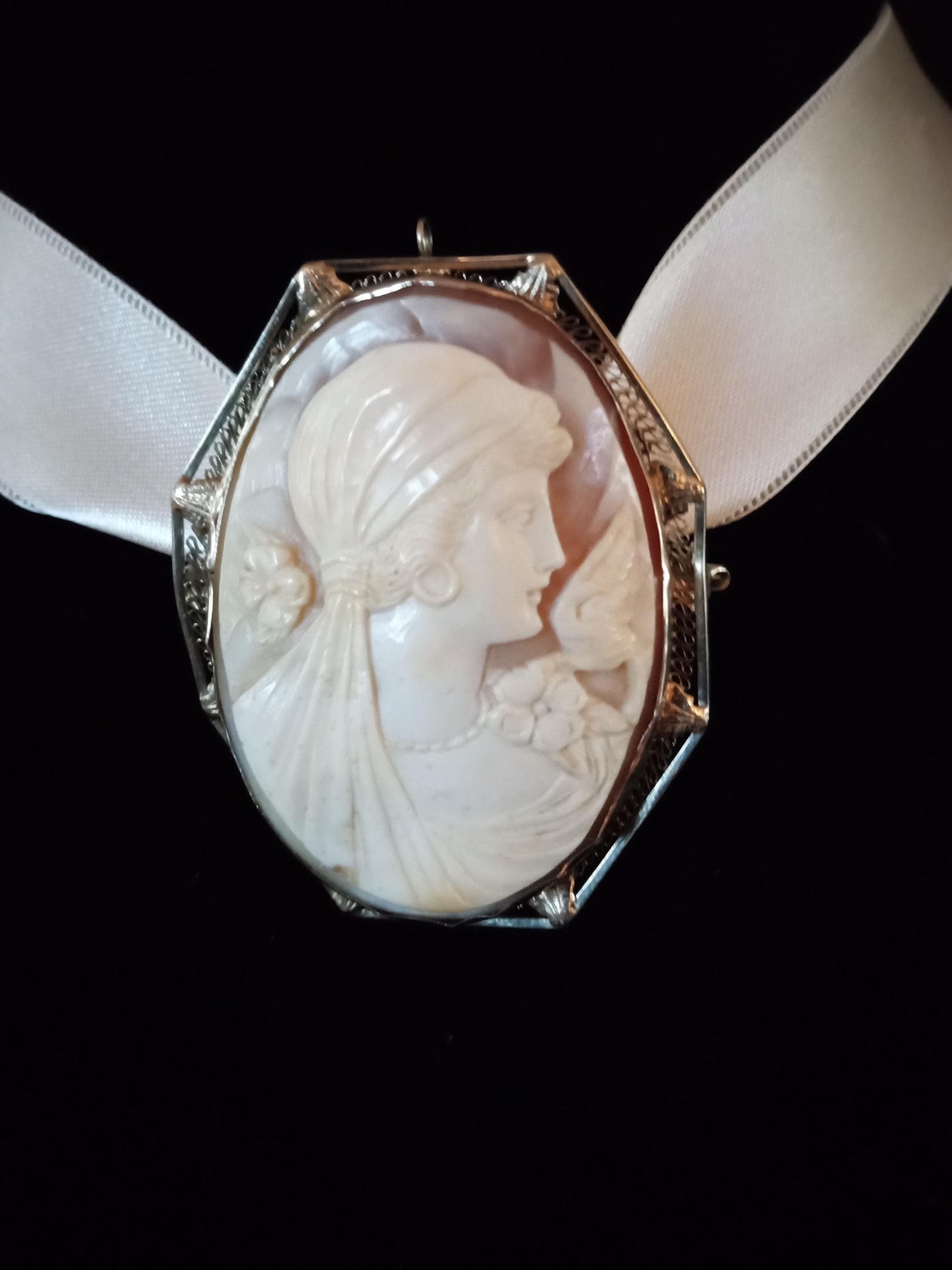 Price Reduced! Antique Shell Cameo With 14 Ct Gold Filagree Setting and ...