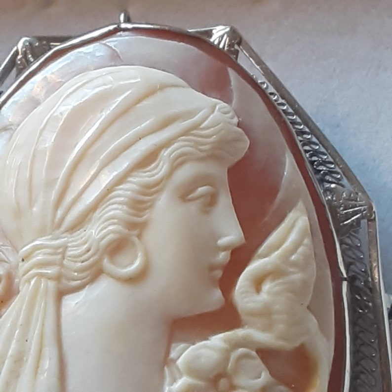 Price Reduced! Antique Shell Cameo With 14 Ct Gold Filagree Setting and ...