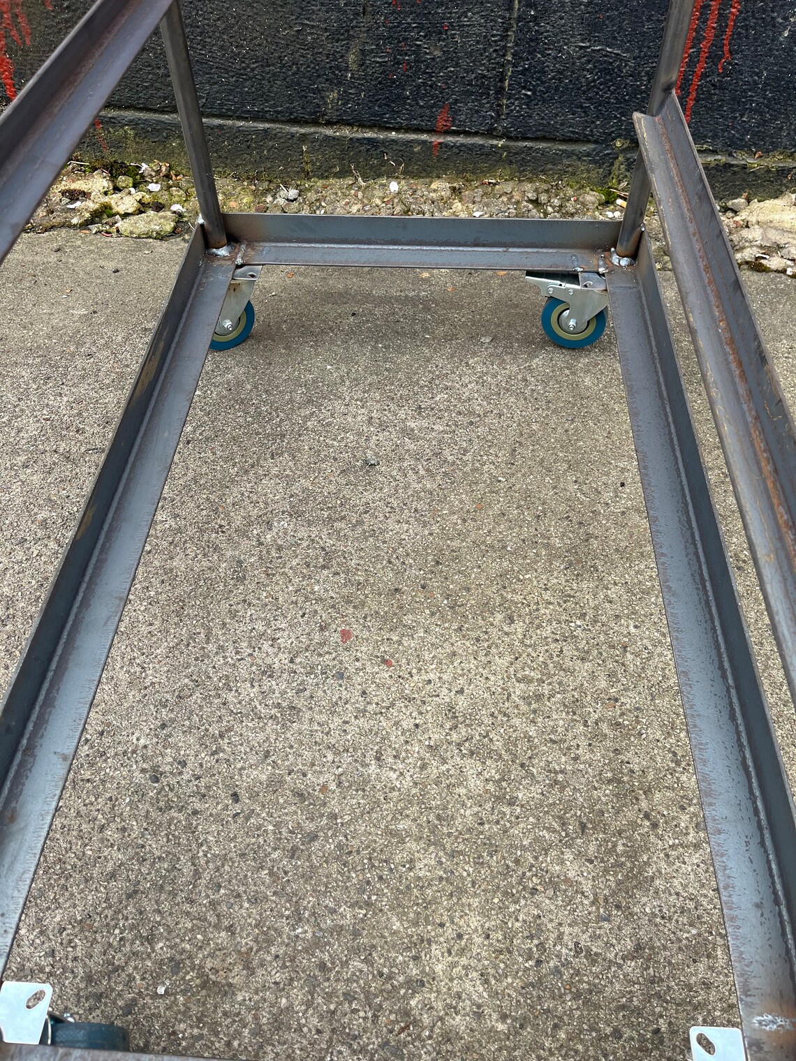 Mobile Shelving Display Trolley Coffer Cafe Restaurant Slanted Shelving ...