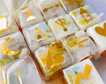 Ragnarok Sunset Sea Tarot Dice - Etsy