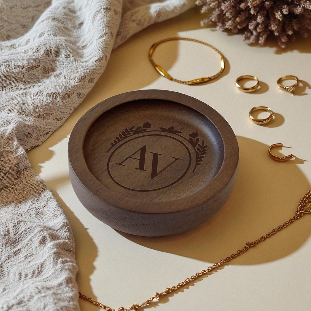 Custom Wooden Ring Dish, Wedding Ring Dish, Engagement Ring Holder ...