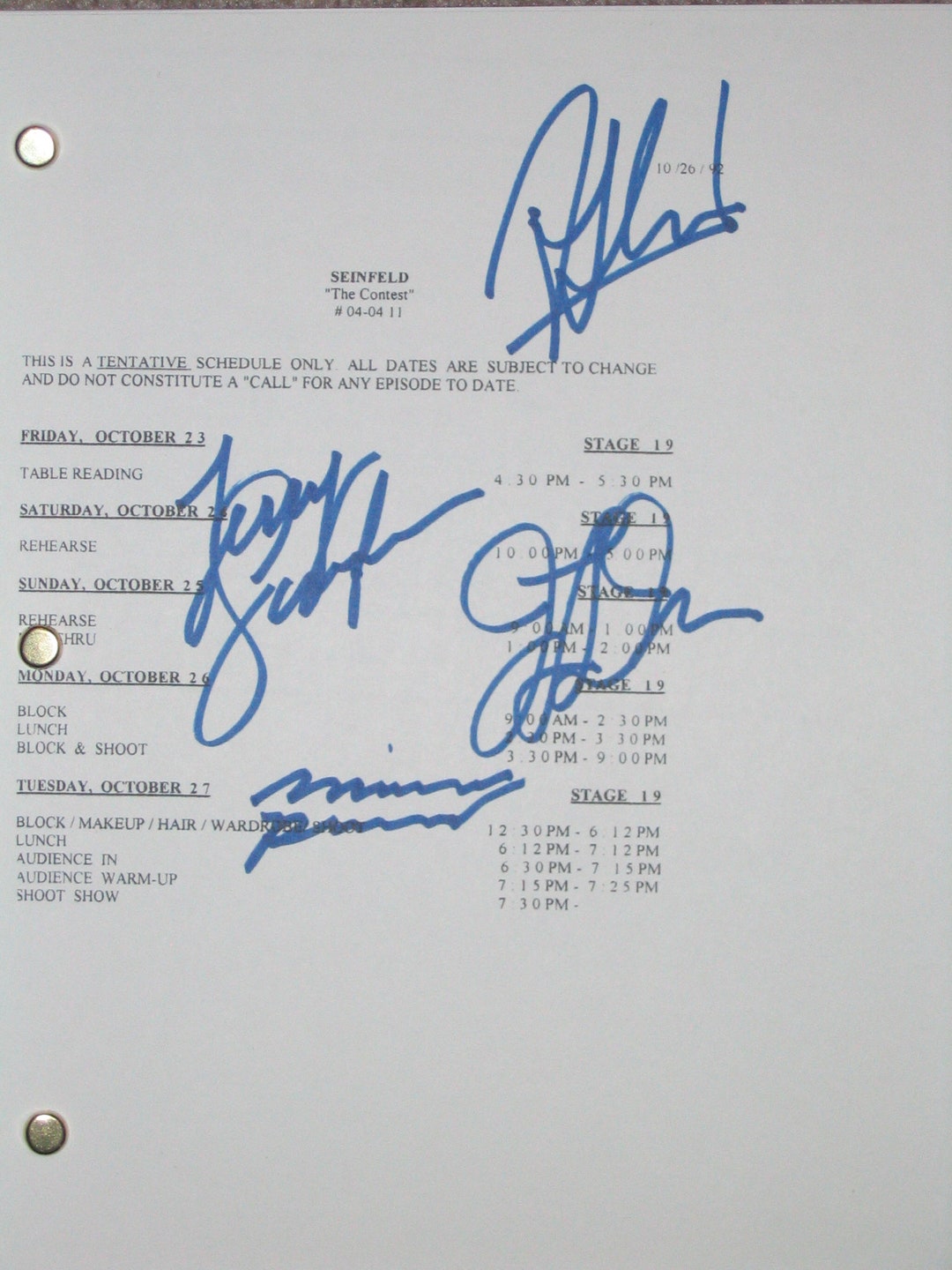 Seinfeld Signed TV Script Screenplay Autographs Jerry Seinfeld Michael ...