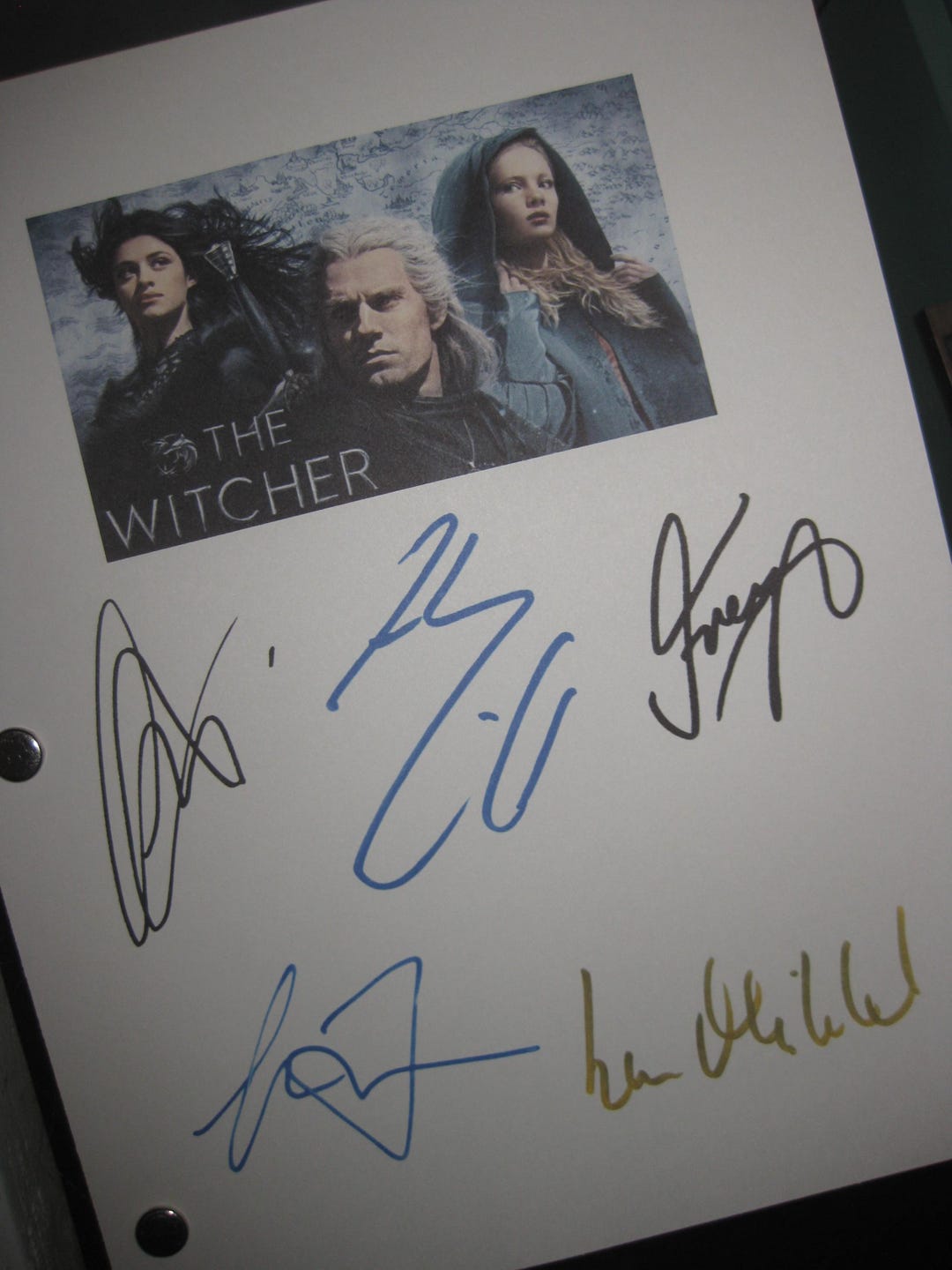 The Witcher Signed TV Pilot Script Screenplay X5 Autographs Henry ...