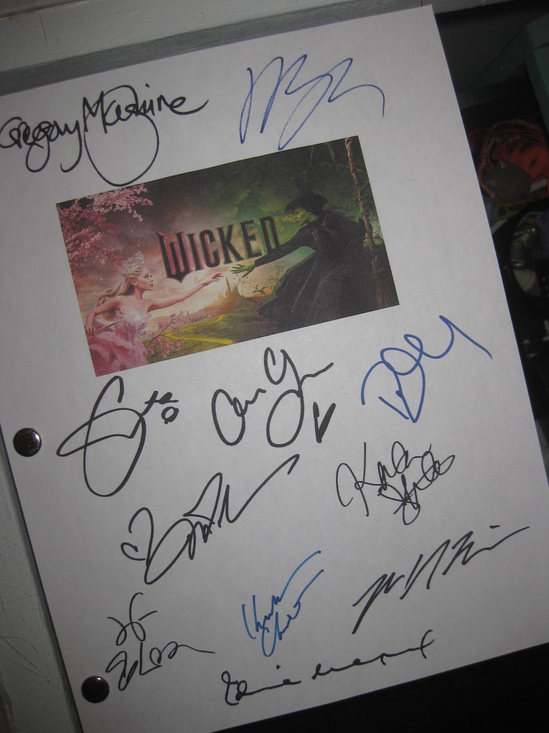 Wicked: Part I Signed Movie Film Script X11 Autographs Cynthia Erivo ...