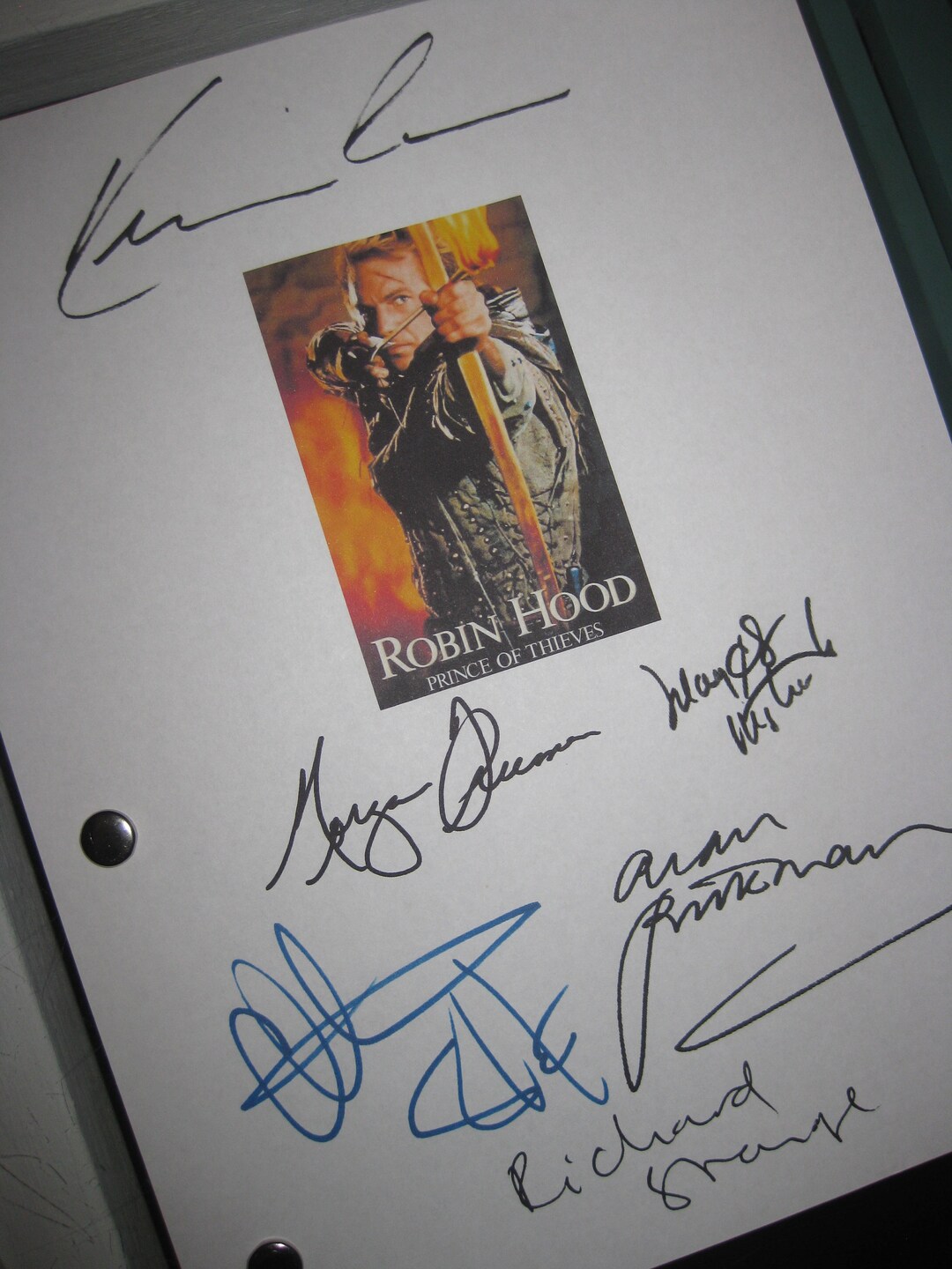 Robin Hood Prince of Thieves Signed Movie Film Script Screenplay X6 ...
