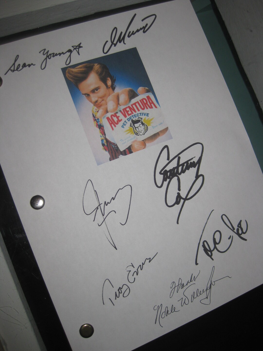 Ace Ventura Pet Detective Signed Film Movie Screenplay Script X7 ...