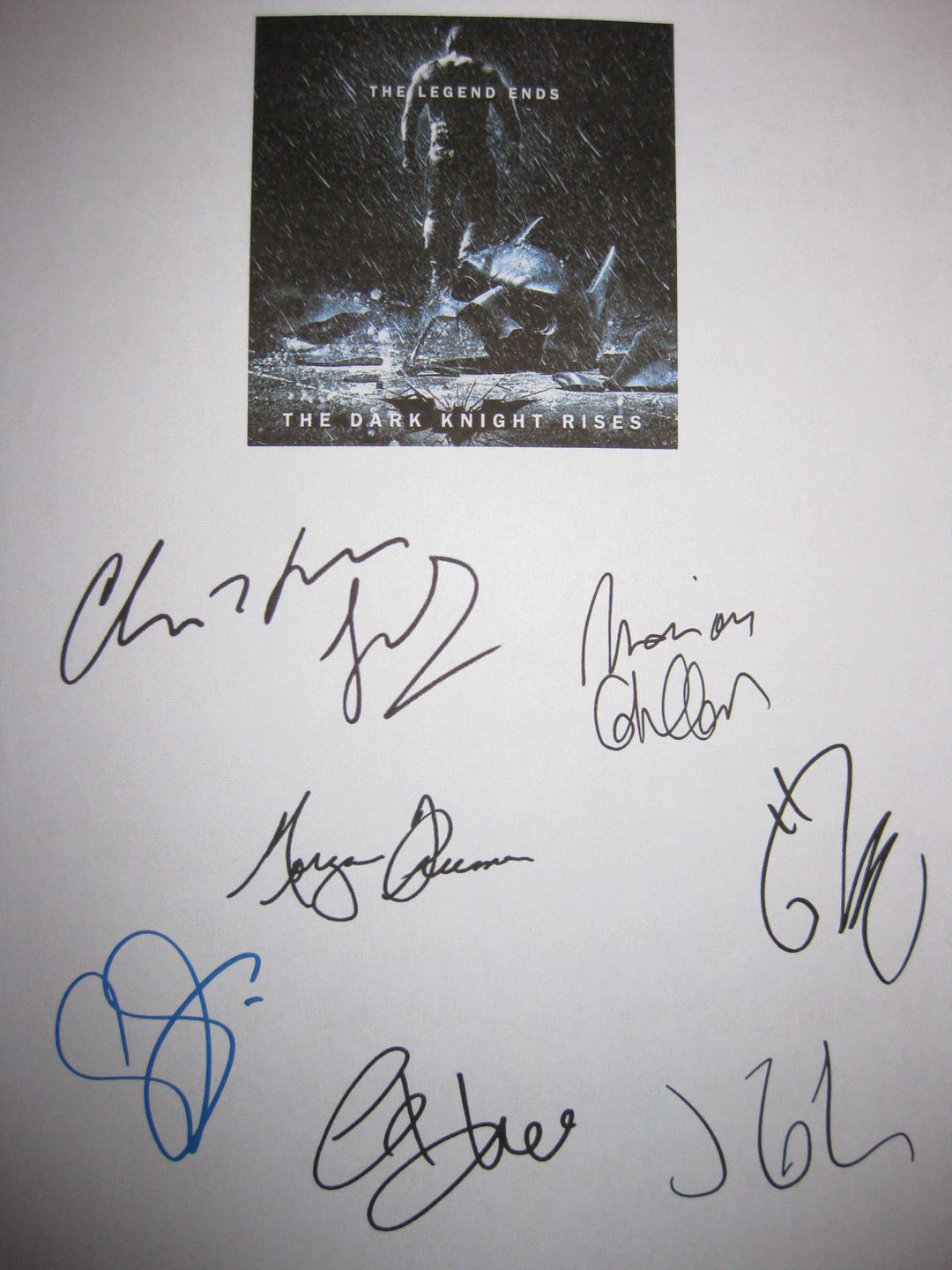 The Dark Knight Rises Signed Film Movie Script Screenplay X7 Autograph ...