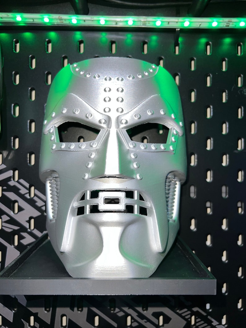 Cosplay Mask - Dr DOOM - Etsy