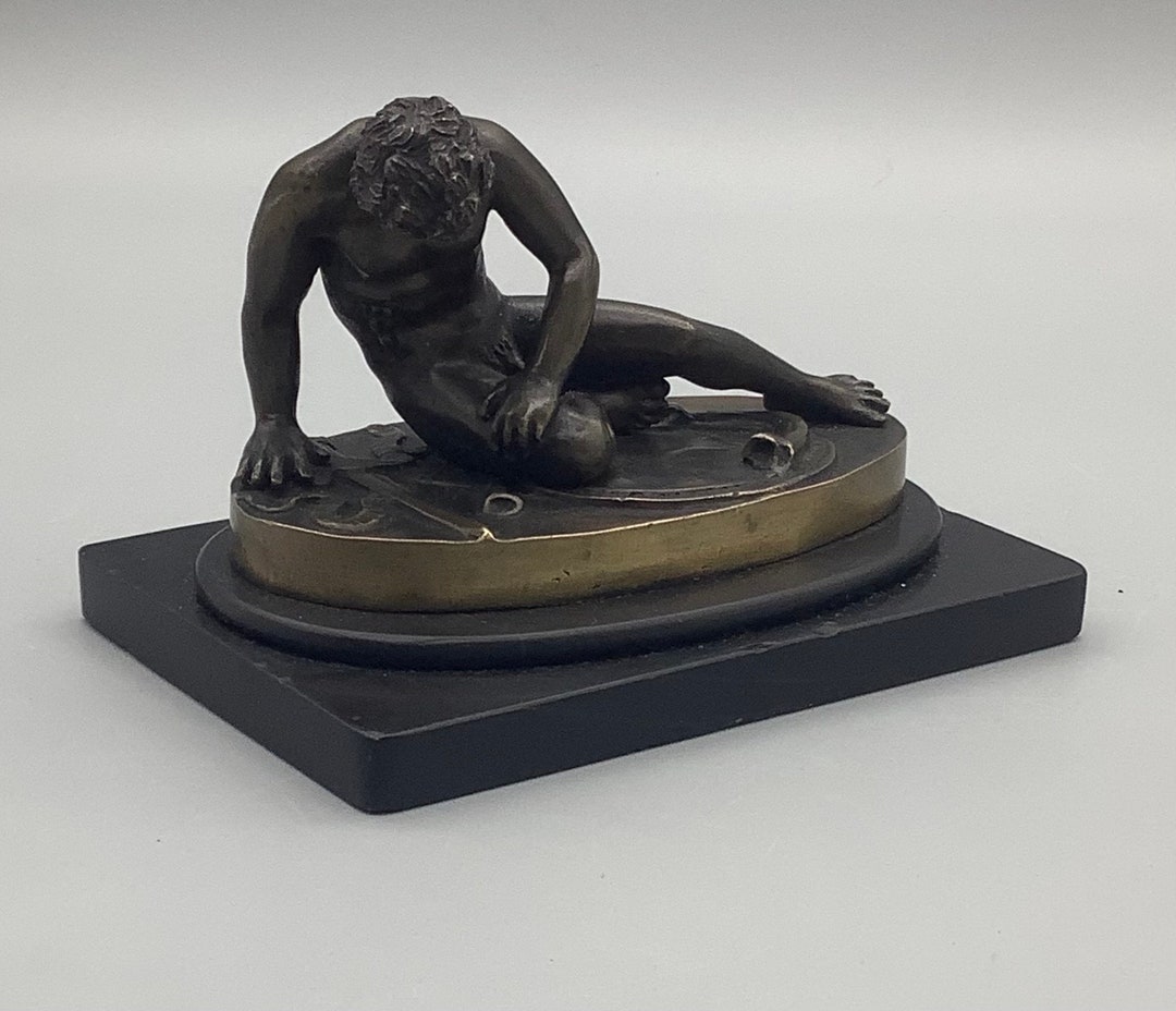Antique Bronze Figure of “the Dying Gaul” - Etsy