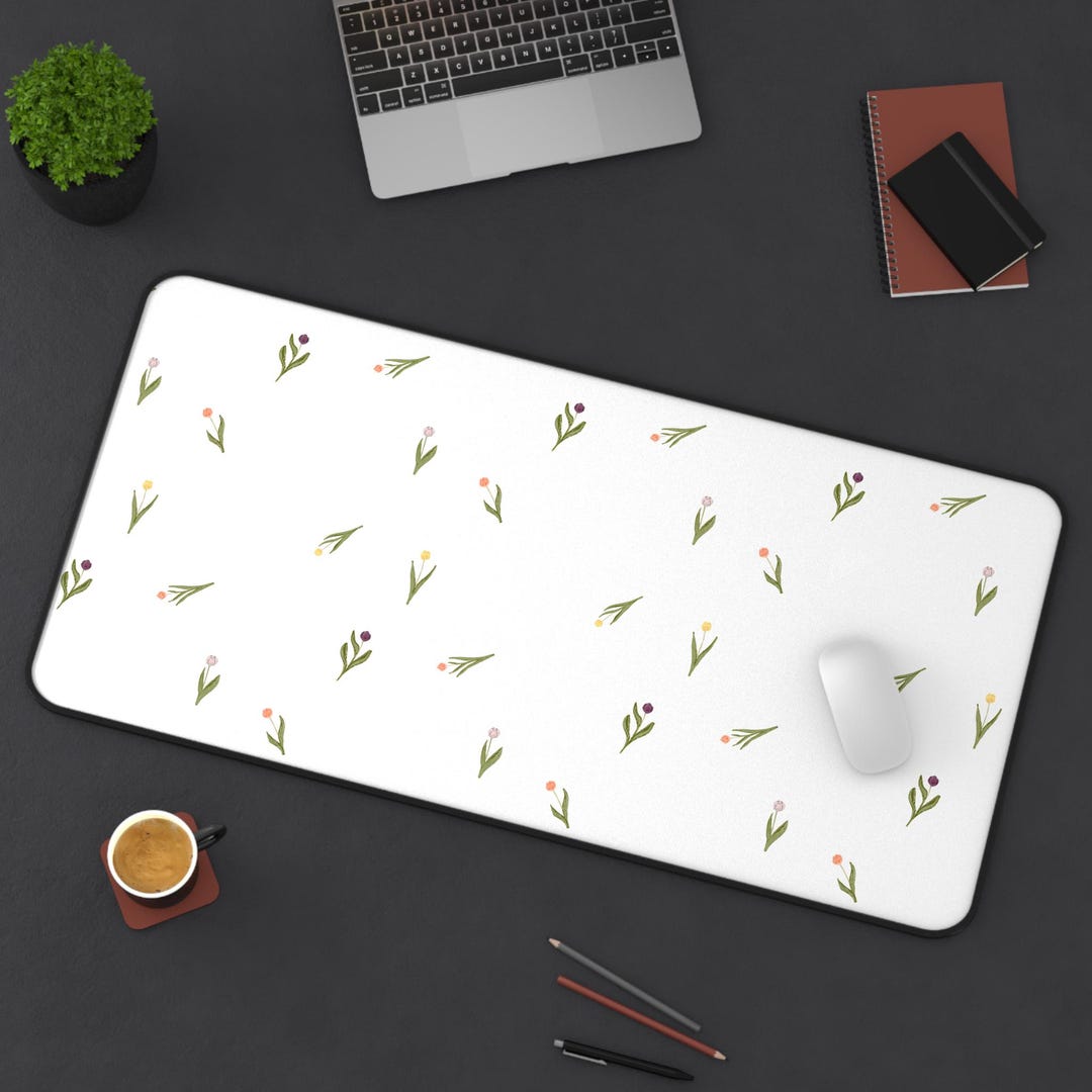 Tulip Desk Mat, Flower Pattern Workspace Pad for Desk, Minimalistic ...