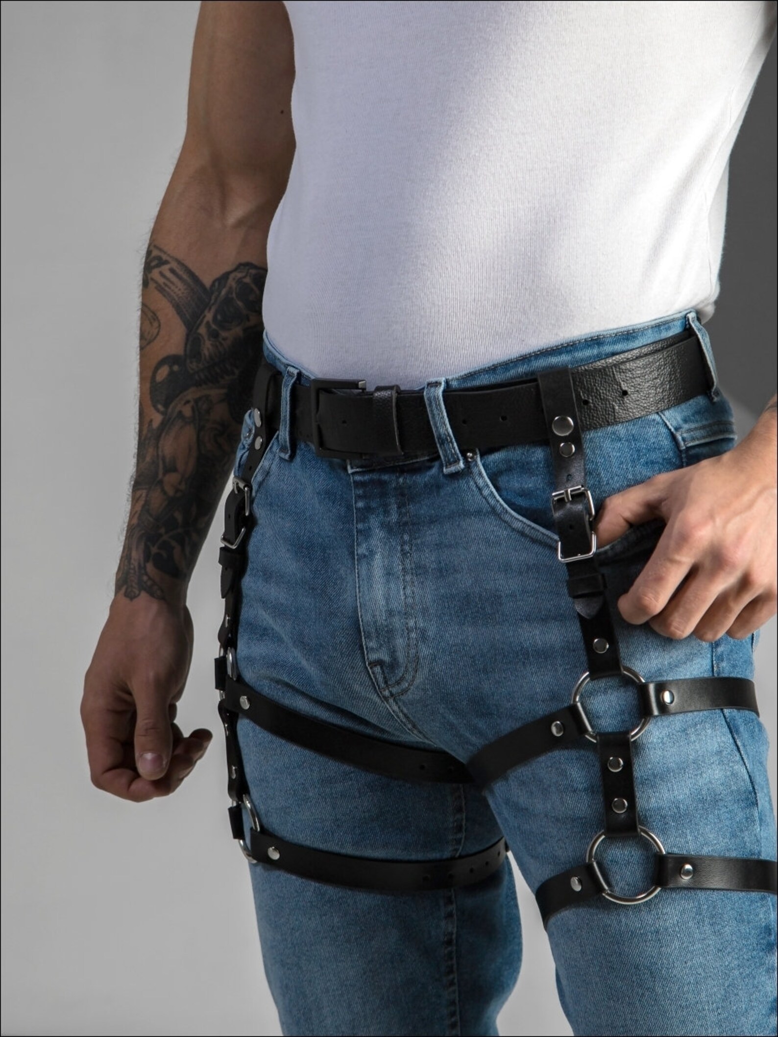 Leg Harness Men, Harness Belt for Men, Adjustable Leg Suspender, Pants ...