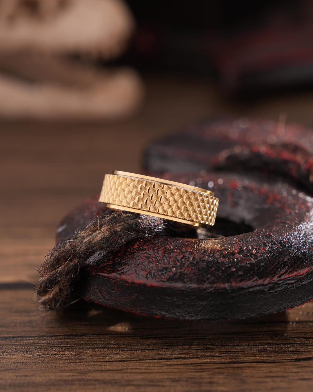 Titanium Steel Fish Scale Men's Ring: Rotatable Anxiety Relief Jewelry ...
