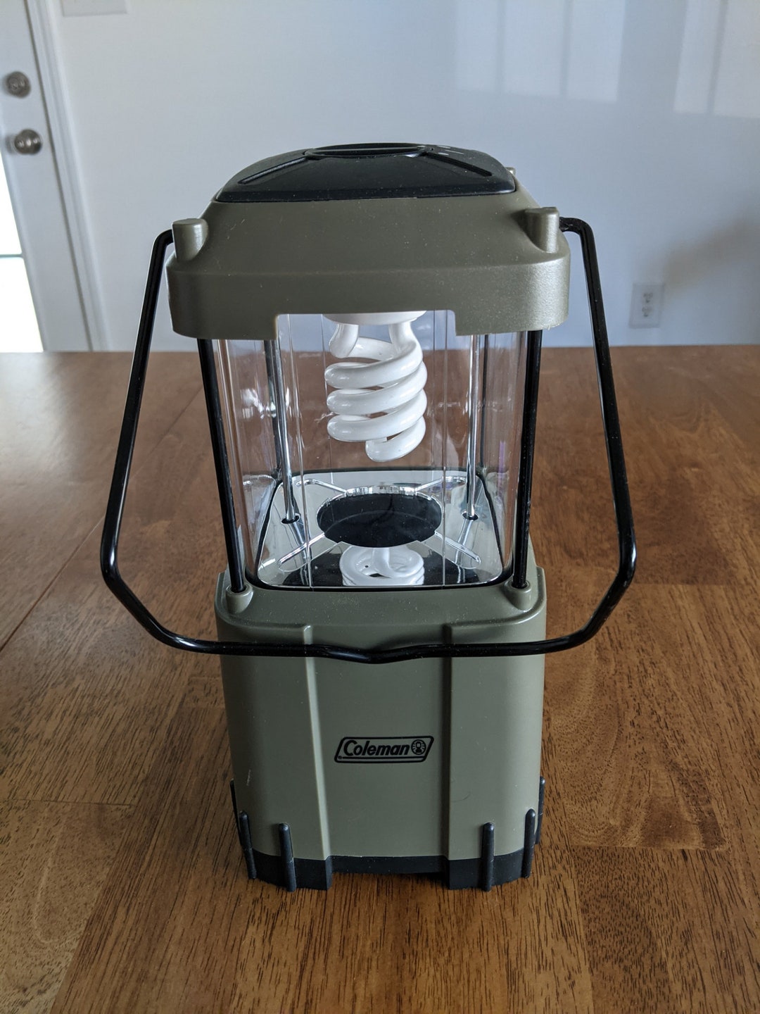 Coleman Battery Operated Collapsible Lantern, Series 5317, Vintage ...