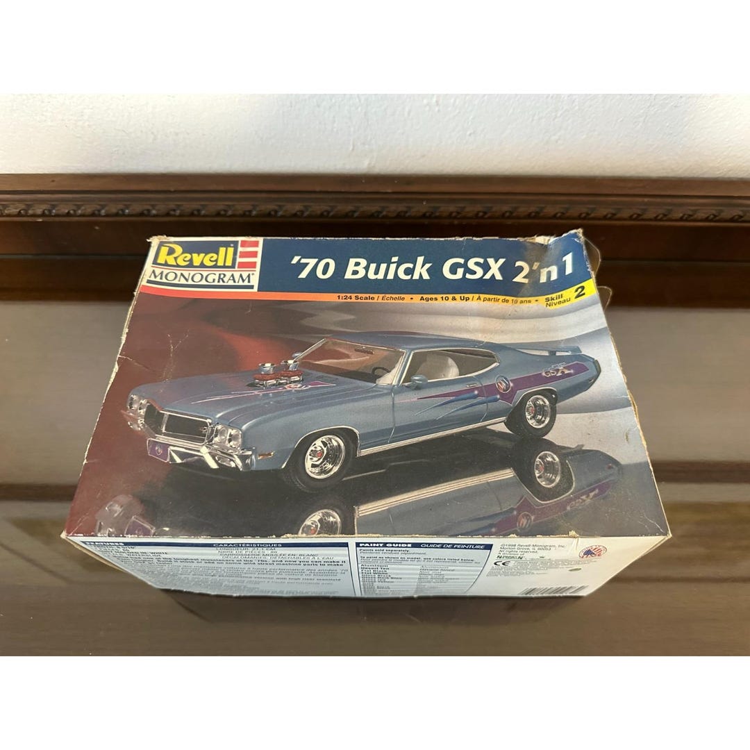 70 BUICK GSX 2'n1 Revell Vintage 1998 Kit #85-2583 in 1/24 Scale *READ ...