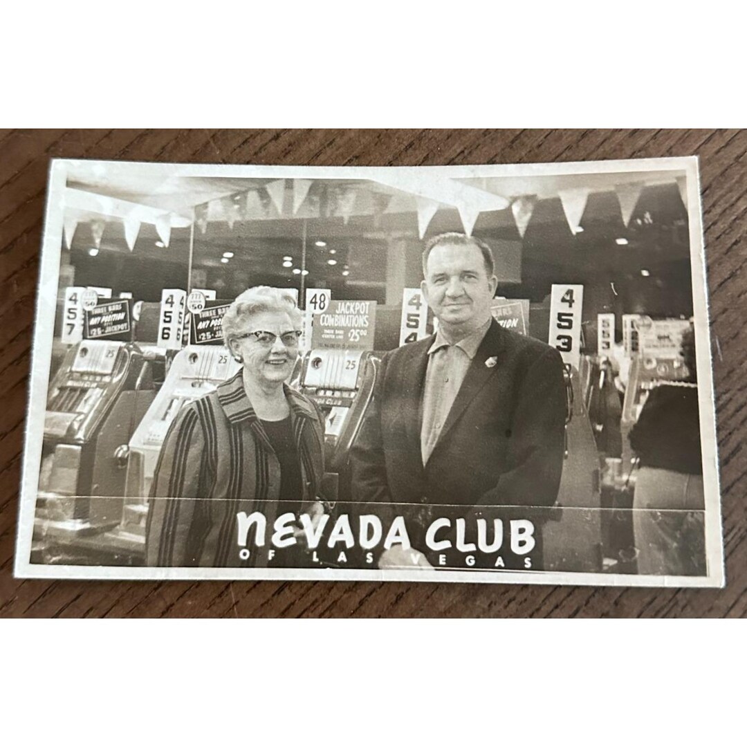 Vintage Las Vegas Photo Postcard –nevada Club Slot Machines Casino ...