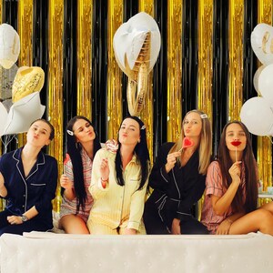 Xtralarge Black and Gold Streamers - 3.2x8 Feet, Pack of 2 | Happy New ...