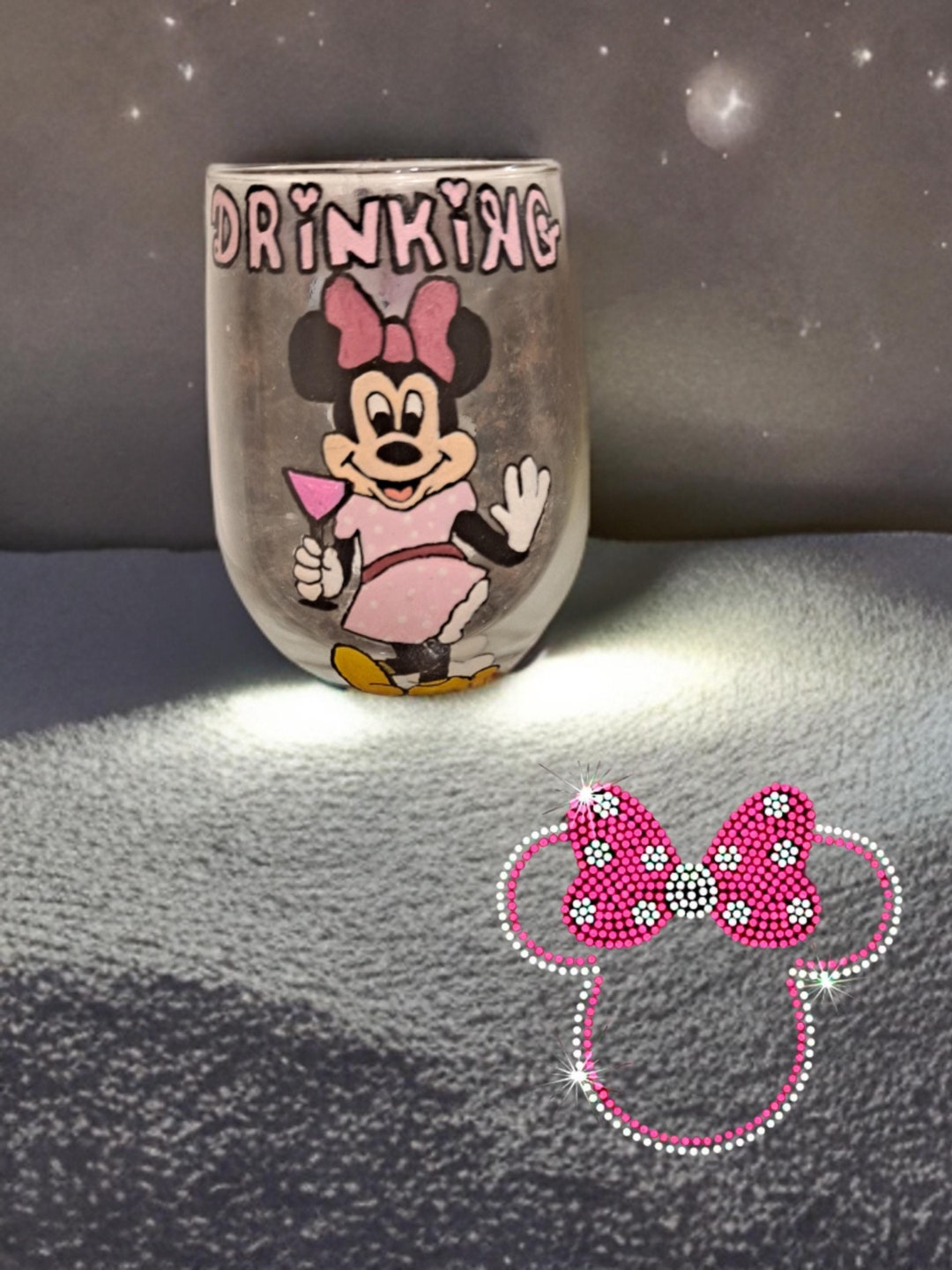 Mickey & Minnie Mouse Set of Handpainted Stemless Wine Glasses - Etsy