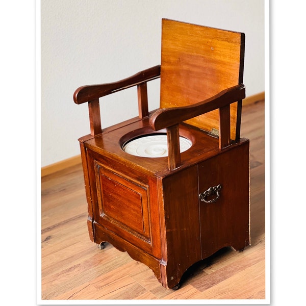 Queening Chair Toilet - Etsy