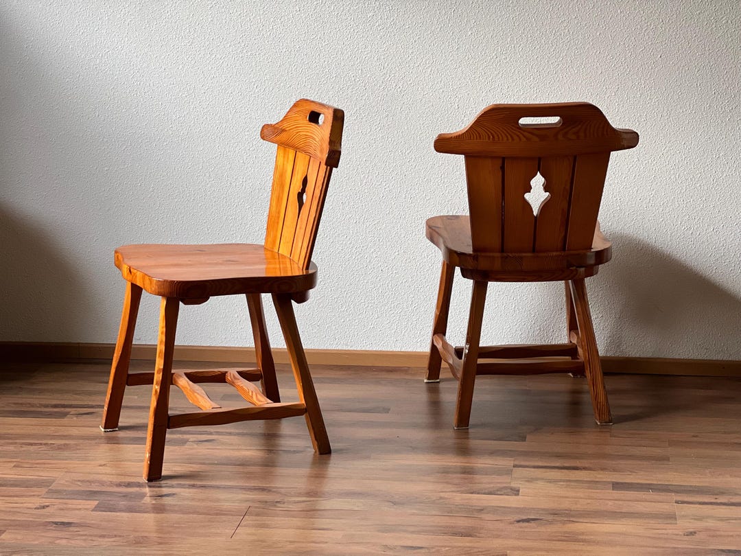 Set of 5 Original Tyrolean Brutalist Chairs Hand Carved Decorative Back ...