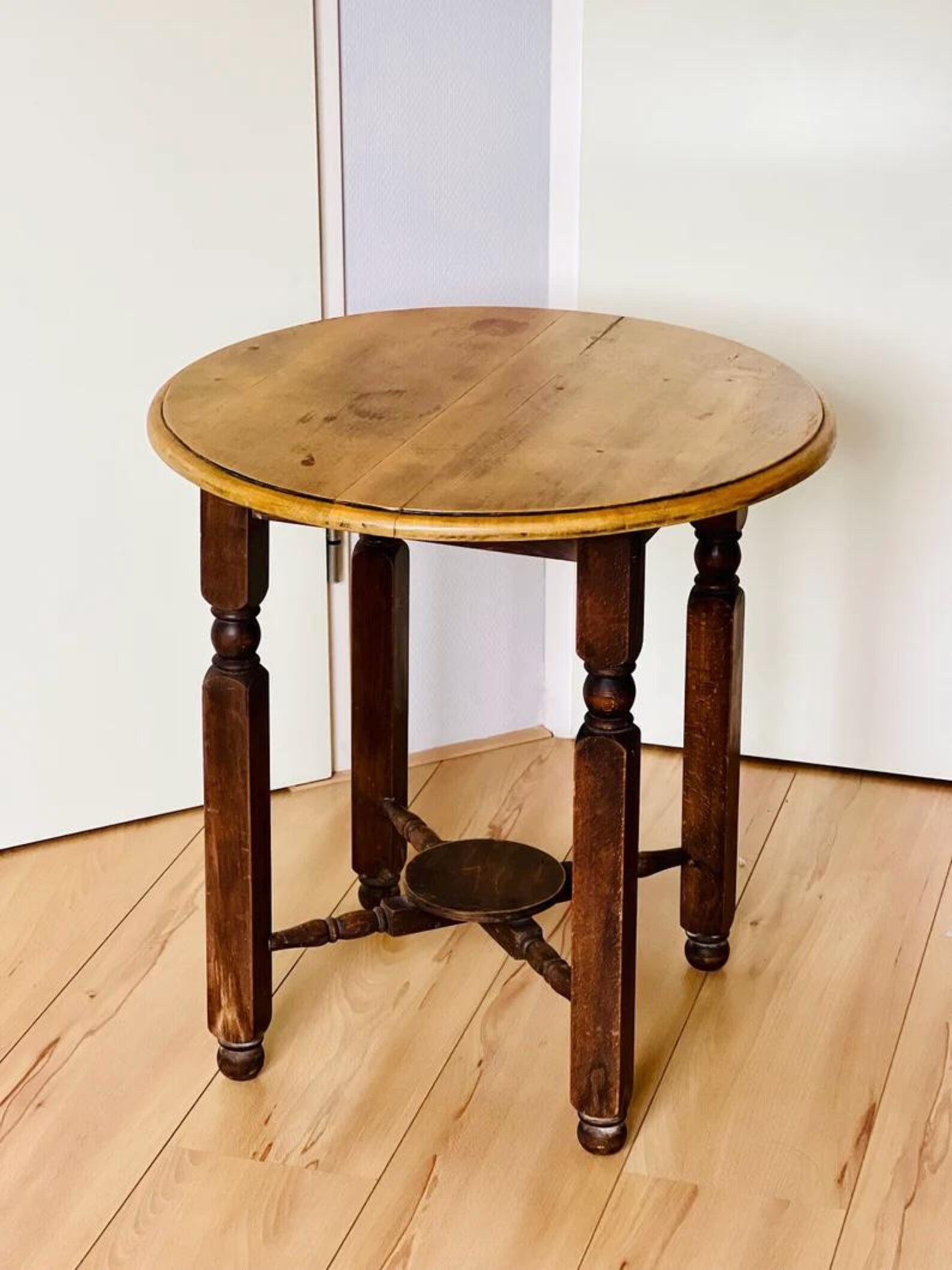 Antique Round Bobbin Table, Occasional Table, Wooden Side Table With ...