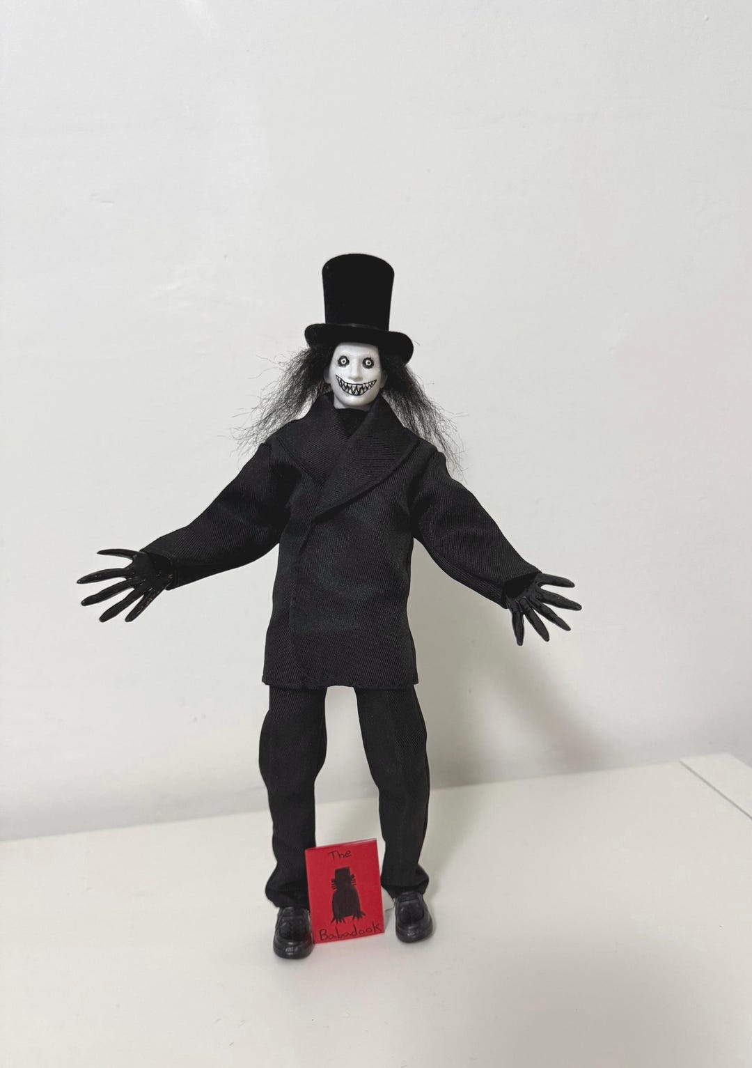 Mister Babadook 1/6 Horror Figure With Book and Stand. - Etsy